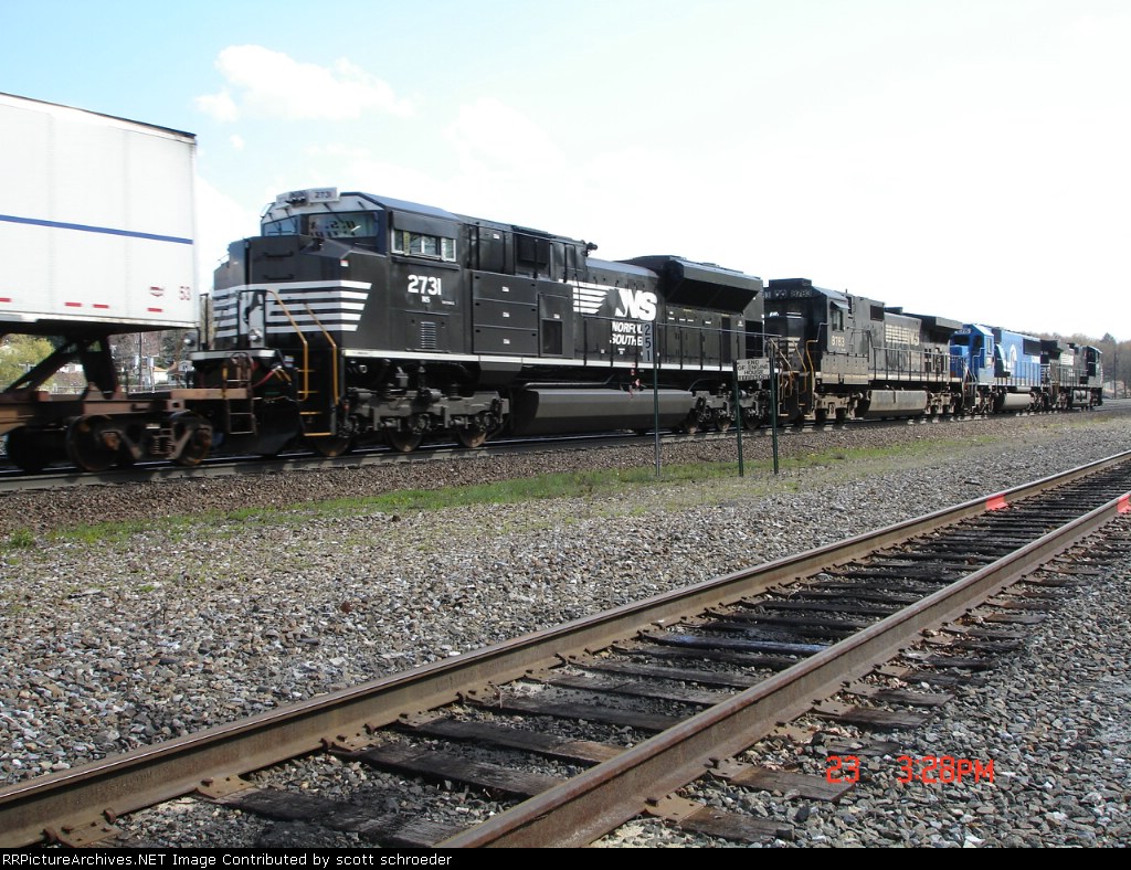 NS 2731, NS 8783, NS (ex.CR) 6715 & NS 9416 head WB at MP 251
